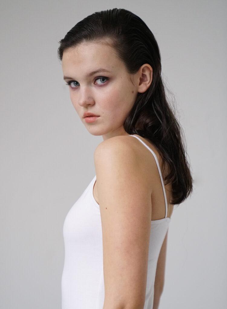Lily Fashion Model | Vvookmanagement